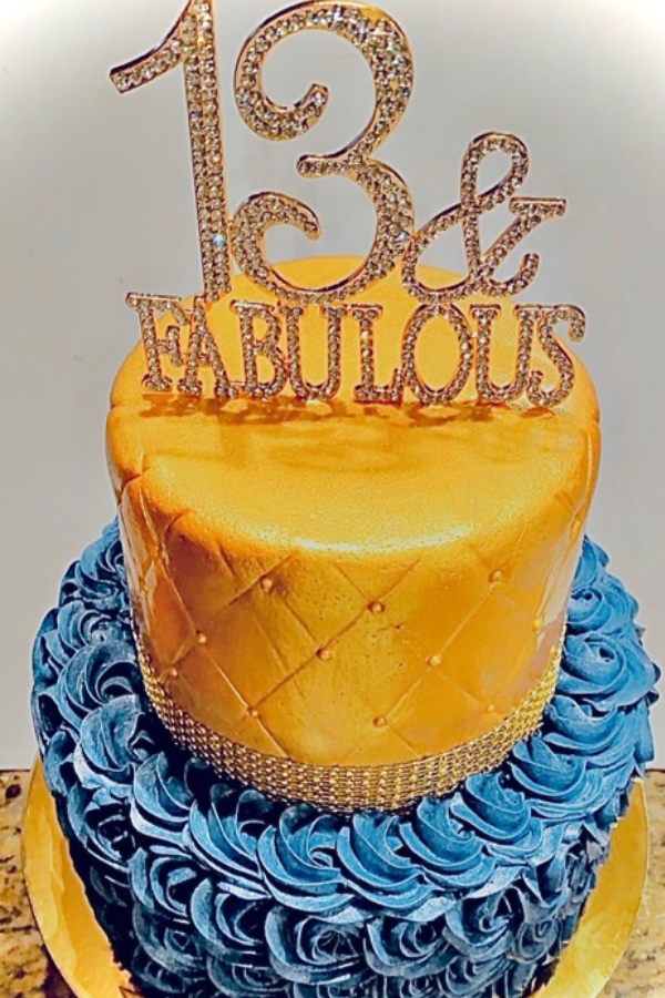 Rosette Cake with Topper